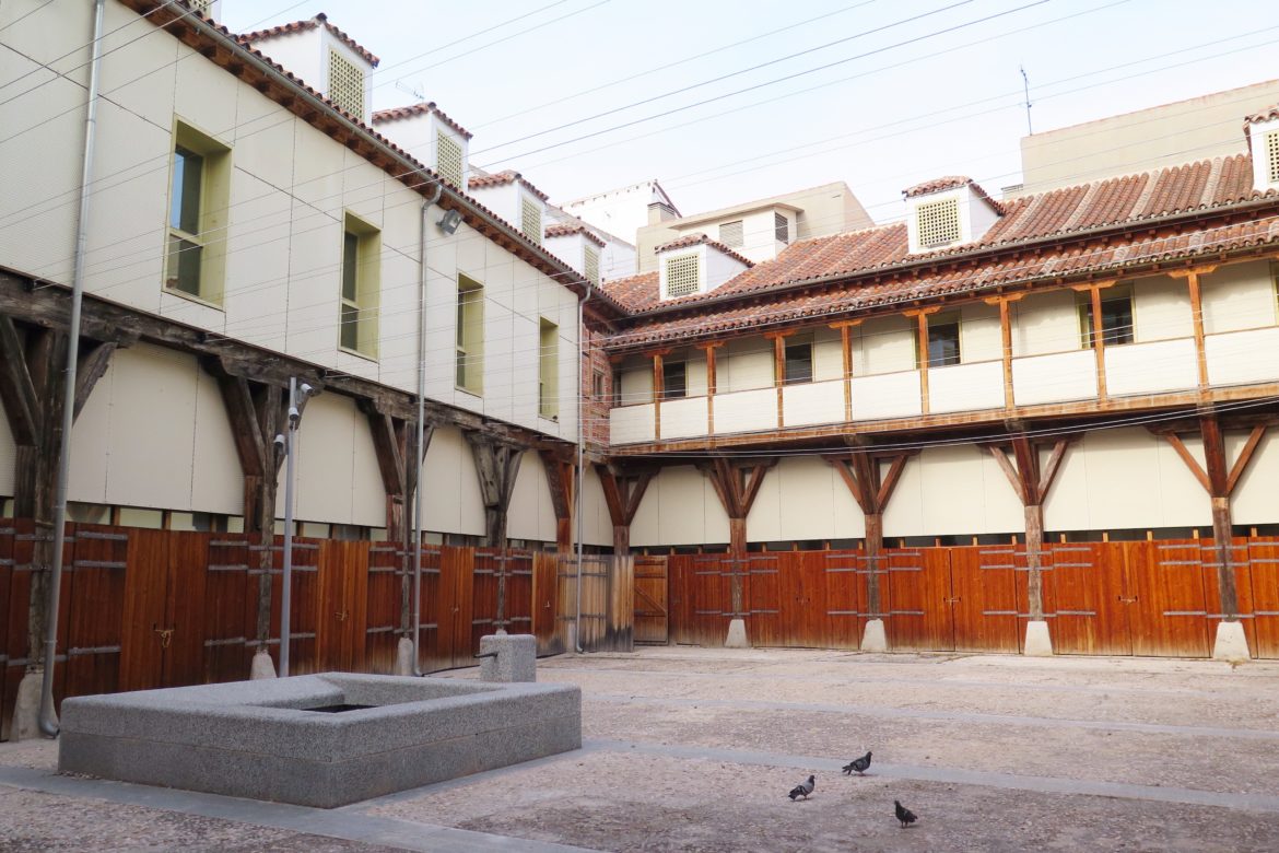 A brief guide to Spain (written under Franco) | Madrid No Frills