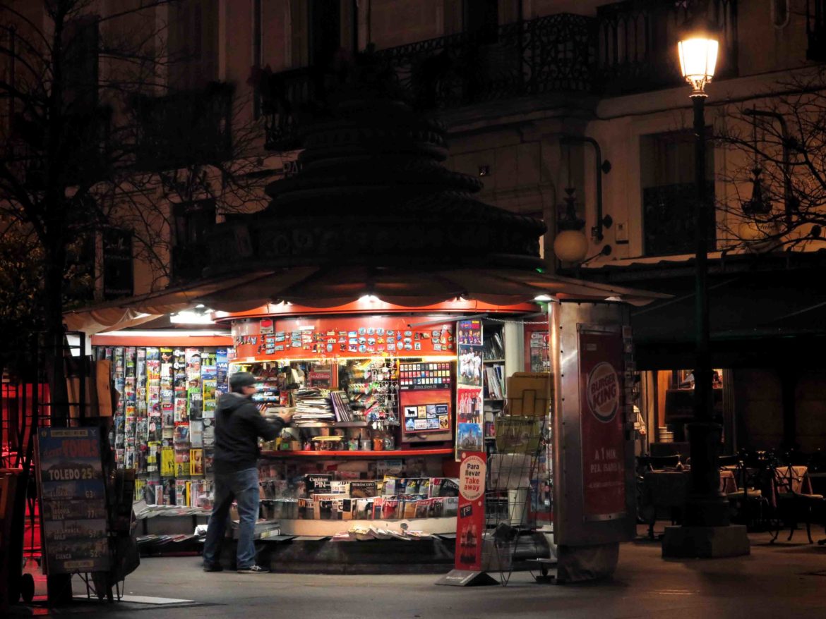 The death of the Spanish kiosk and the invasion of the biased newsfeed ...