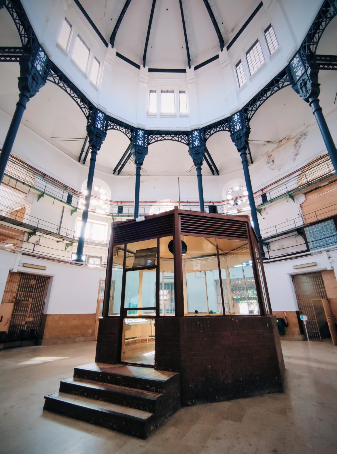 La Model: Barcelona’s city-centre prison is a model for historic memory ...